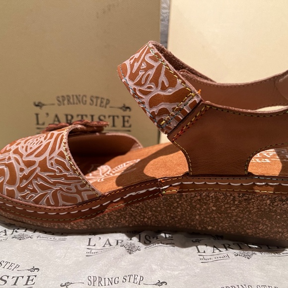 Spring Step | Shoes | New Lartiste By Spring Step Leather Wedge Sandals ...